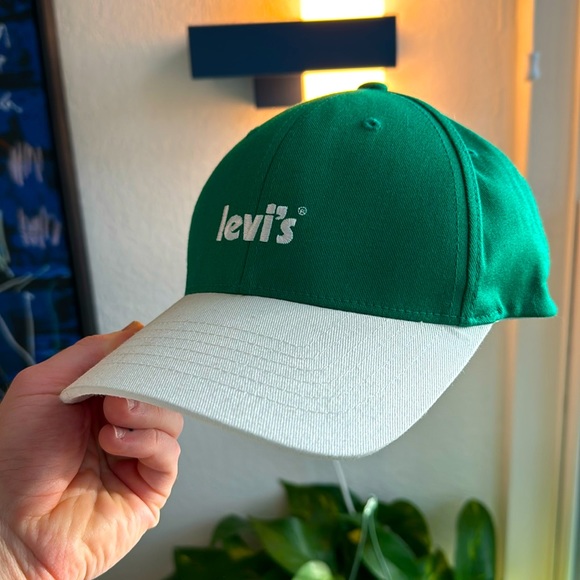 Levi's | Accessories | New Levis Hat Green And White Adjustable Cap ...